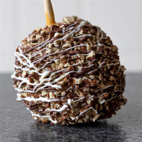 Caramel Apples Available In Stores Rocky Mountain Chocolate Factory