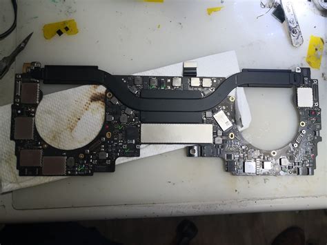 手機平板維修 『保羅的手』 原來touch Bar 功能那麼迷人， 難怪ceo大哥無論如何非修不可，