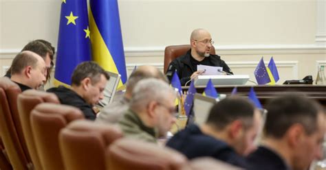 На армію та безпеку у 2023 році спрямують 43 усіх видатків бюджету Dengi Ua