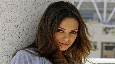 Mila Kunis Wallpaper Hd 82 Pictures Wallpaperset