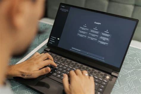 How Large Language Models Like ChatGPT Work A Deep Dive Eduonix Blog