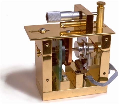 Driven Damped Pendulum Apparatus 66 Download Scientific Diagram