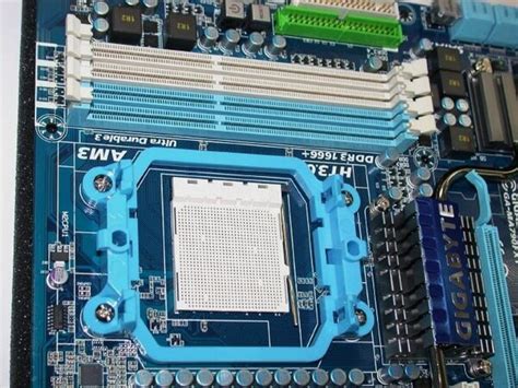 Ascii Jp：初のsocket Am3マザーがcpuより一足先に販売開始！