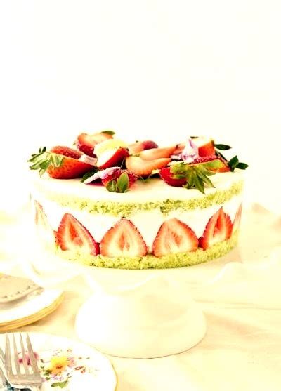 Strawberry Basil Cake With Vanilla Cream Yummy Workshop Kara Kitchen