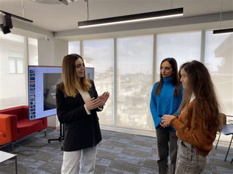 Yüksək Təhsil Sistemi It Brains Academy