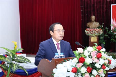 ຄະນະຮັບຜິດຊອບການຄົ້ນຄວ້າແນວຄິດໄກສອນ ພົມວິຫານ ປະກາດຜະລິດຕະພັນການຄົ້ນຄວ້າແນວຄິດໄກສອນ ພົມວິຫານ