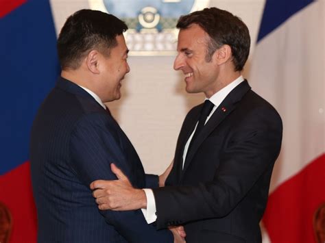 Ерөнхий сайд Л Оюун Эрдэнэ Бүгд Найрамдах Франц Улсын Ерөнхийлөгч Э Макронд бараалхлаа ВИДЕО