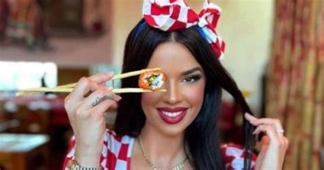 메뉴가 초밥밖에 없네 카타르 노출 여성 일본 조롱 논란