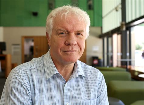 Iain Gordon The Australian National University