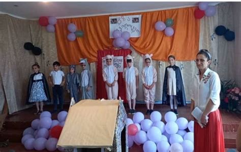 ჭკადუაშის სკოლის მე 3 კლასის მოსწავლეებმა სპექტაკლი ინგლისურ ენაზე დადგეს ზუგდიდელები