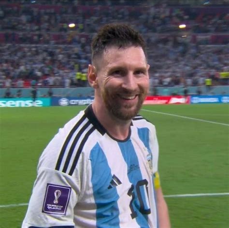 صور ميسي Messi Futbolcular Futbol Resimleri