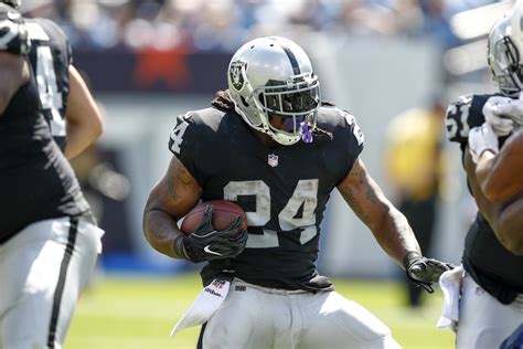 Updated Look Marshawn Lynchs Regular Season Raiders Debut