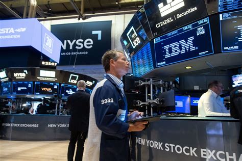 IBM Shares Near Record High As Investors Look For Stable Tech Winners Bloomberg