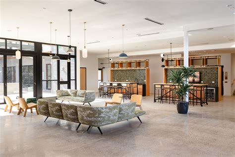 Standard Assembly Nashville Guru