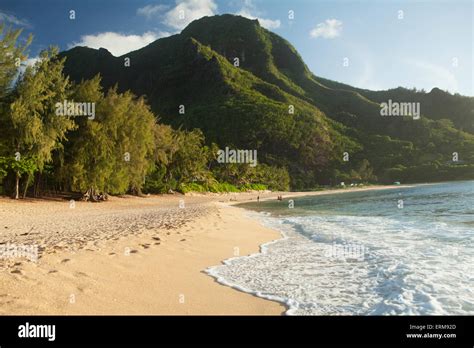 Tunnels Beach Haena Kauai Hawaii United States Of America Stock