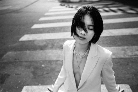 Vládu Nad Oblíbenými účesy Přebírá Velkolepý Bob Na Mnoho Způsobů Magazín Módy A Luxusu