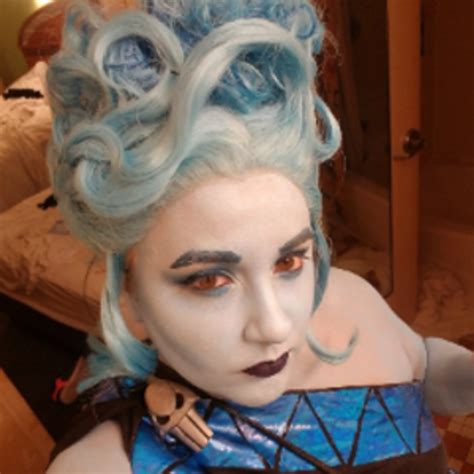 Throne Trixidelacour My Wishlist