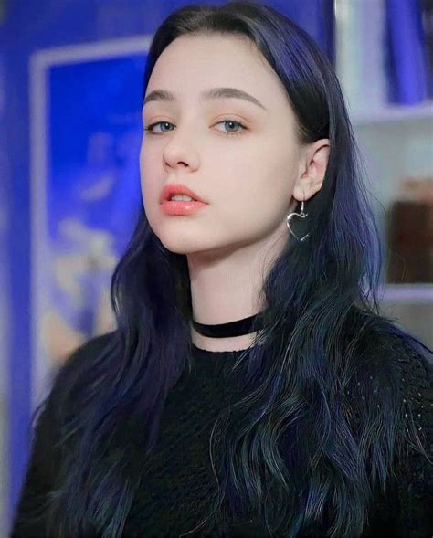 Dasha Taran Icons Gaya Model Pakaian Model Pakaian Gaya