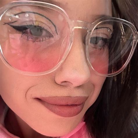 Tenebrae • Threads Say More