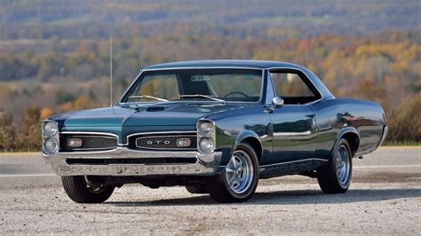 Hits And Misses The Best And Worst Pontiac Gtos Ever Made Motor Junkie