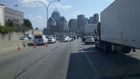 Traffic Snarled North Of Lytle Tunnel