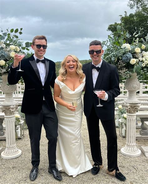 98fm Star Rebecca Shekleton Marries Nathan Barry In Wicklow Wedding Vip Magazine