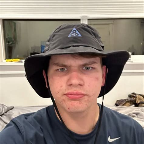 Tanner H Tanner Hac • Threads Say More