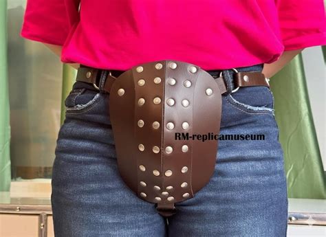 Medieval Paladin Leather Codpiece Groin Protection For Larp Combat