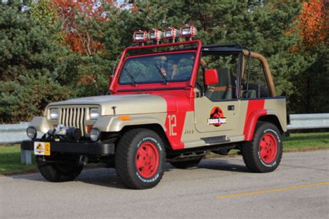 1994 Jeep Wrangler Sahara Jurassic Park Replica 12 Very Accurate