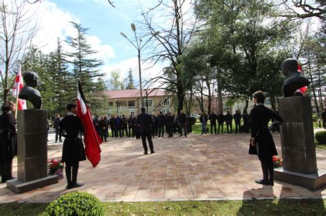 მარტვილში ზვიად გამსახურდიას ხსოვნას პატივი მიაგეს მარტვილის მუნიციპალიტეტი