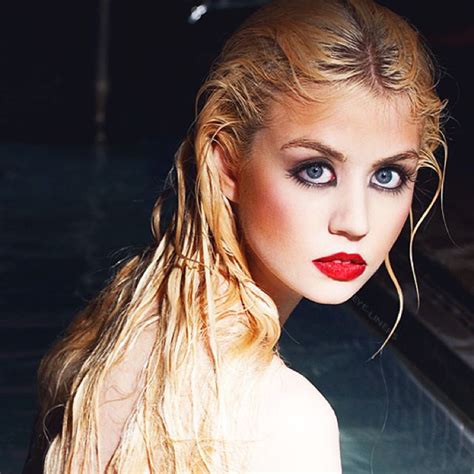 Alison Americas Next Top Model Allison Harvard Next Top Model