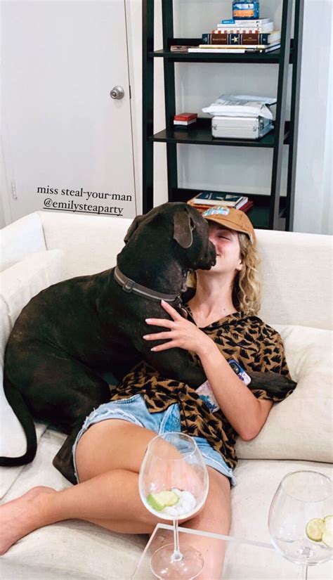 Emily Rudd Nude Pics Scenes And Porn Scandal Planet