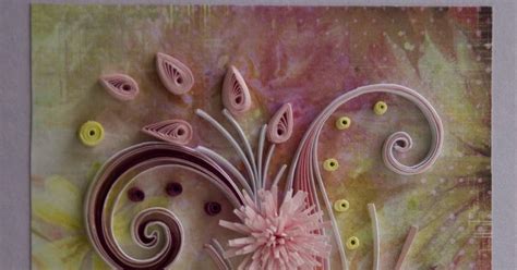 При изработката на тази картичка използувах хартия за фон от подаръка на Ольга Сивова