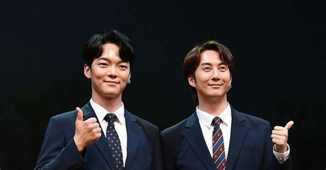 [t포토] 김도현 김형준 친정엄마의 두 사위