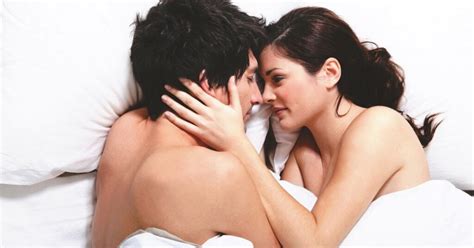 Why Keeping Eye Contact During Sex Makes It Sooo Much Better