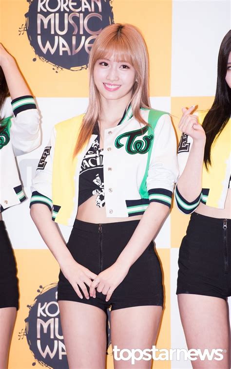 [hd포토] 트와이스 Twice 모모 핑크빛 웃음 네이트 연예