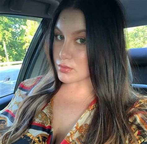 Isabelle Jade Isabelleejadee Bio Age Height Net Worth Australian Curvy Model Wiki