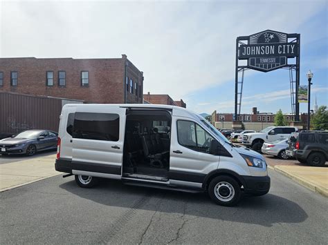 Ford Transit Medium Roof Vinyl Seats 15 Passenger 23 For Rent Johnson