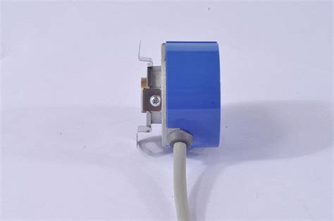 2500 Pulse 4 Poles Incremental Rotary Encoder For DC Servo Inverter Motors