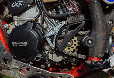 💂 Beta Clutch Slave Cylinder Protection Guard・ Stl File For Cnc