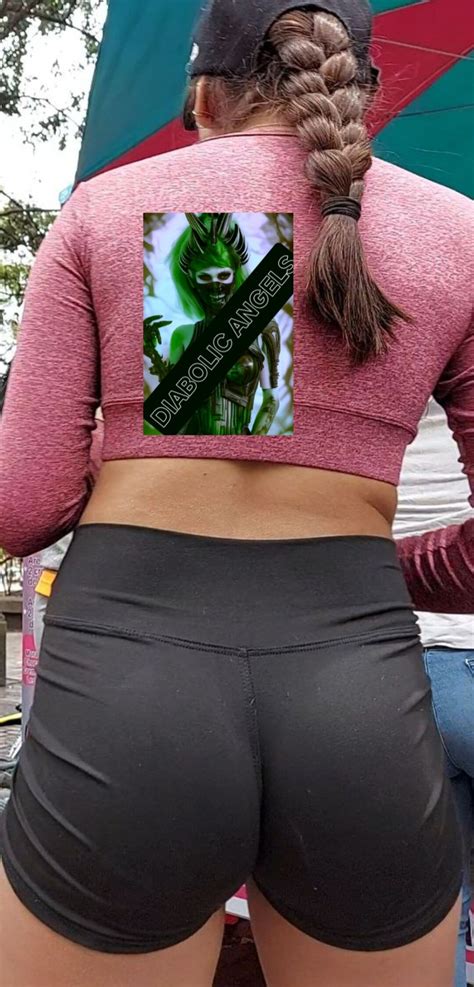 Bonita Chica Mexicana En Shorts Apretados Mujeres Bellas En La Calle
