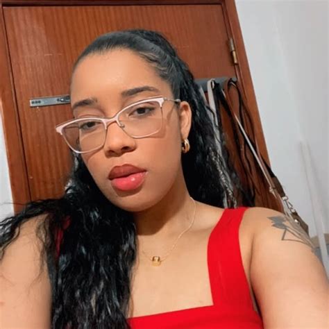 Nairóbi🦋💫 Naira Lm Threads Say More