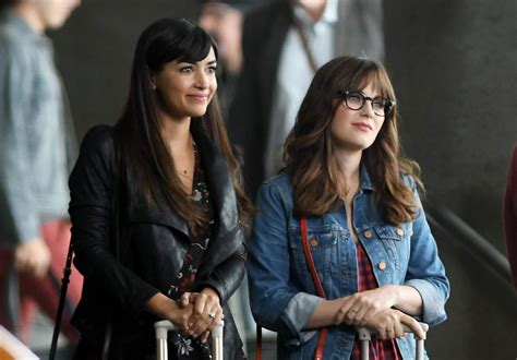 Hannah Simone Hawtcelebs