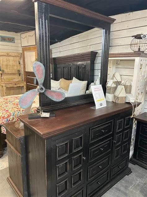 Sofia Mirror Black Down South Inc