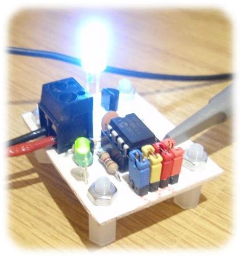 LED Strobe For PIC12F629