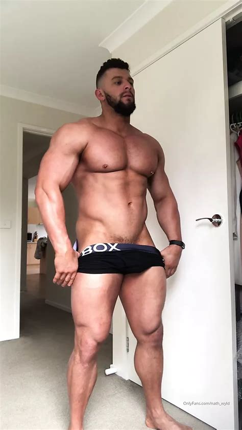 Aussie Beefy Bodybuilder Nath Wyld Teasing Gay Porn XHamster