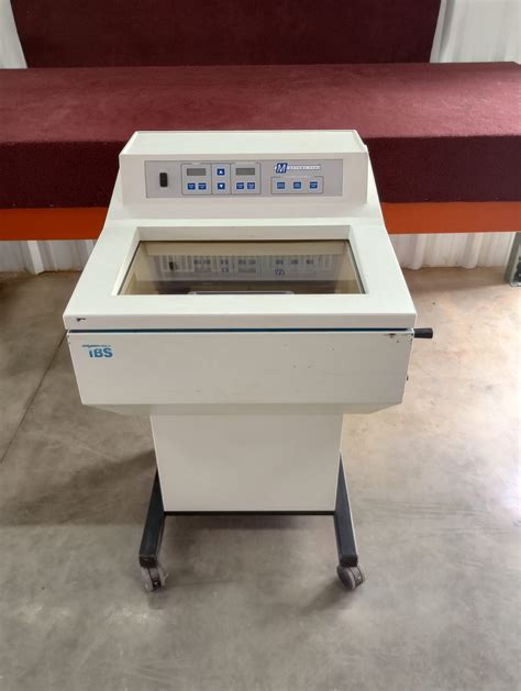 Triangle Biomedical Sciences Tbs Minotome Plus Cryostat Medsold