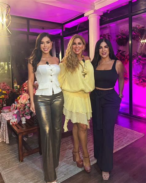Bianca Ocaña Pacheco Biancaocana • Instagram Photos And Videos