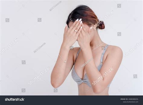 2개의 Sex woman in skimpy clothes 이미지 스톡 사진 3D 오브젝트 벡터 Shutterstock