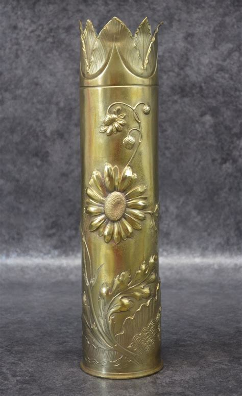 Proantic Chiseled Shell Socket Superb Work Of Hairy